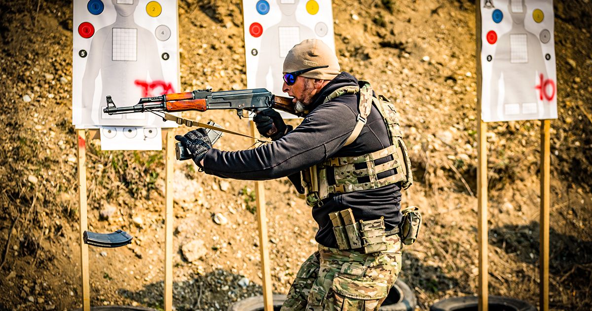 Shooting Courses. PISTOL / RIFLE: TACTICAL WEEK | TCA